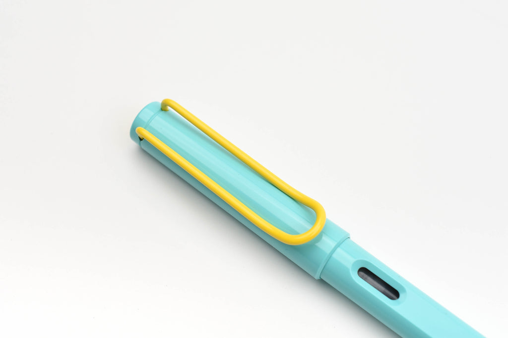 LAMY Safari Fountain Pen - Pina Colada - Special Edition 2024 – Yoseka ...