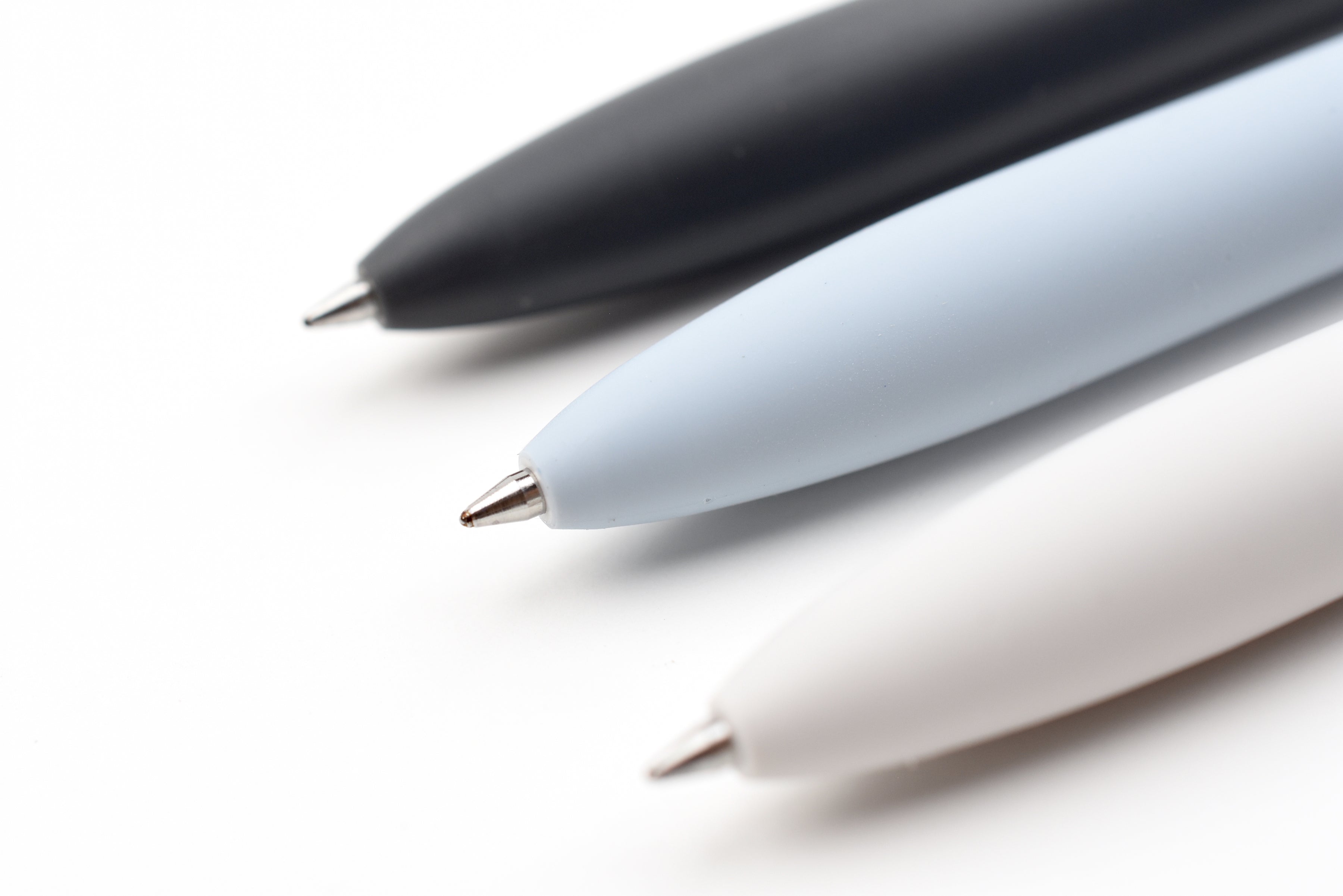 Uni Jetstream Ballpoint Pen - Lite Touch Ink - 0.7mm – Yoseka Stationery