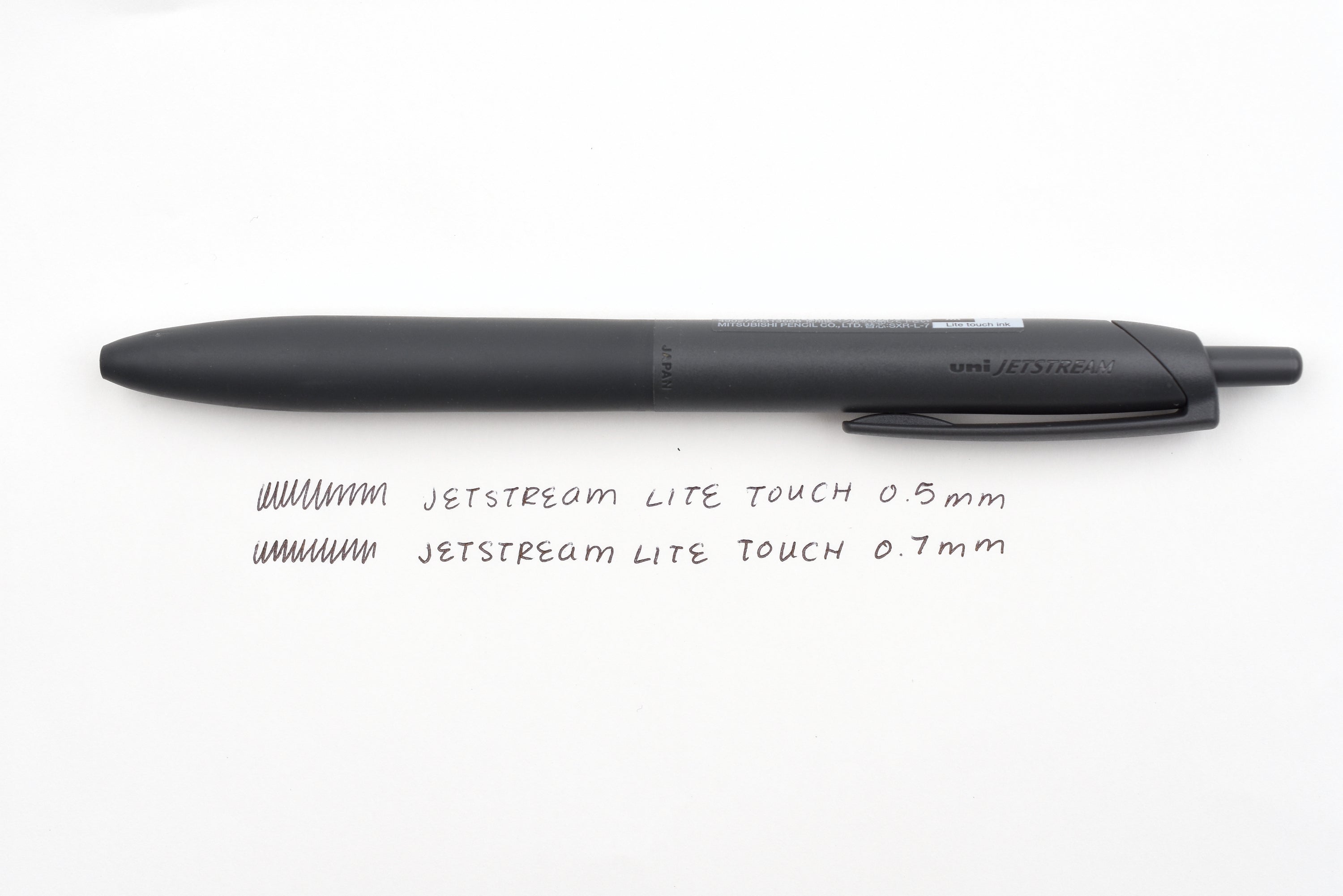 Uni Jetstream Ballpoint Pen - Lite Touch Ink - 0.7mm – Yoseka Stationery