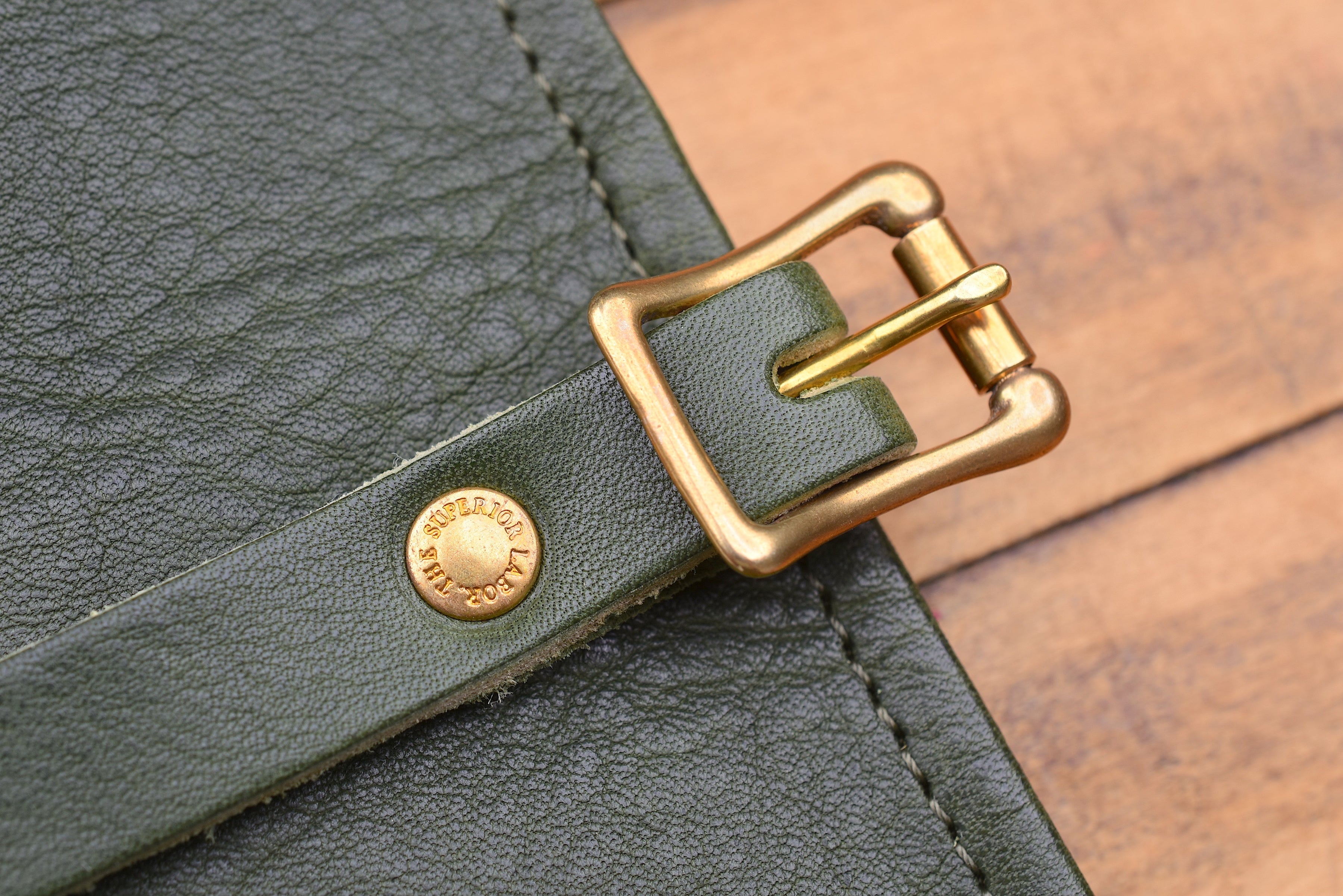 The Superior Labor Leather Roll Pen Case - Yoseka Green – Yoseka Stationery