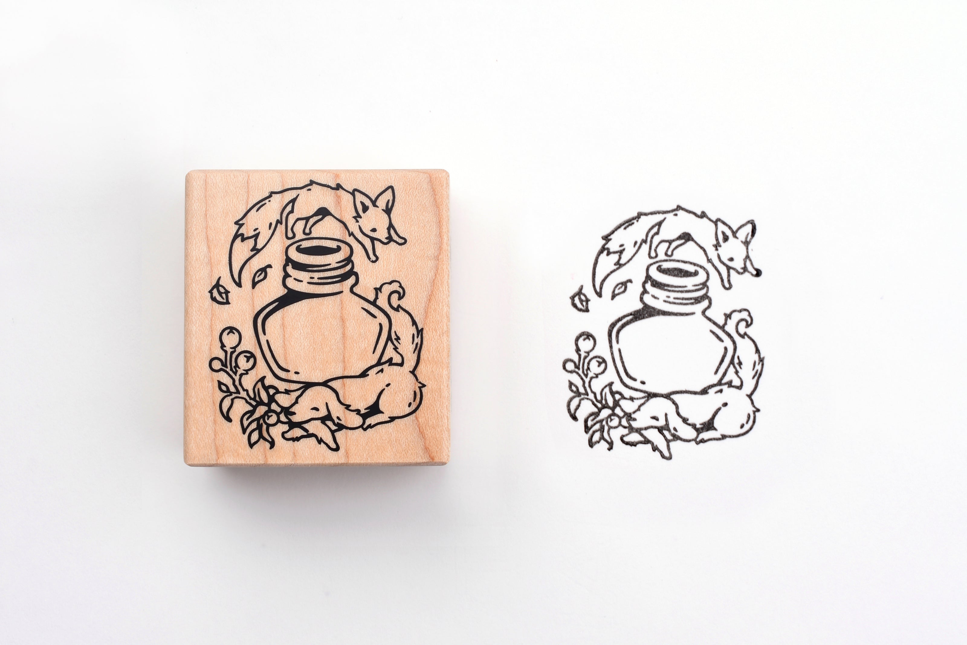 Stationery Zoo - Quick Brown Fox and Lazy Dog Ink Stamp – Yoseka Stationery