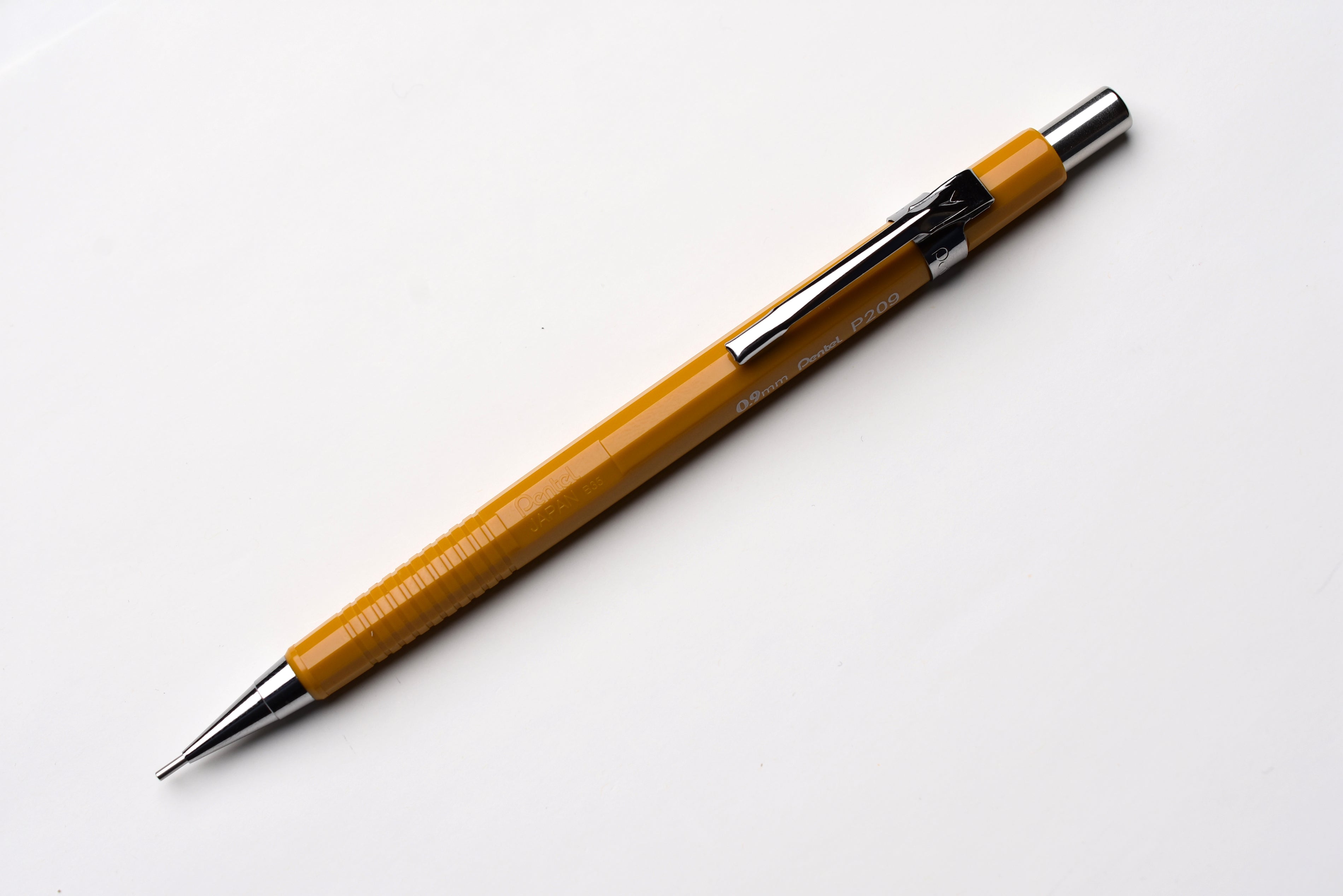 Pentel P209 Mechanical Pencil - Yellow - 0.9mm – Yoseka Stationery