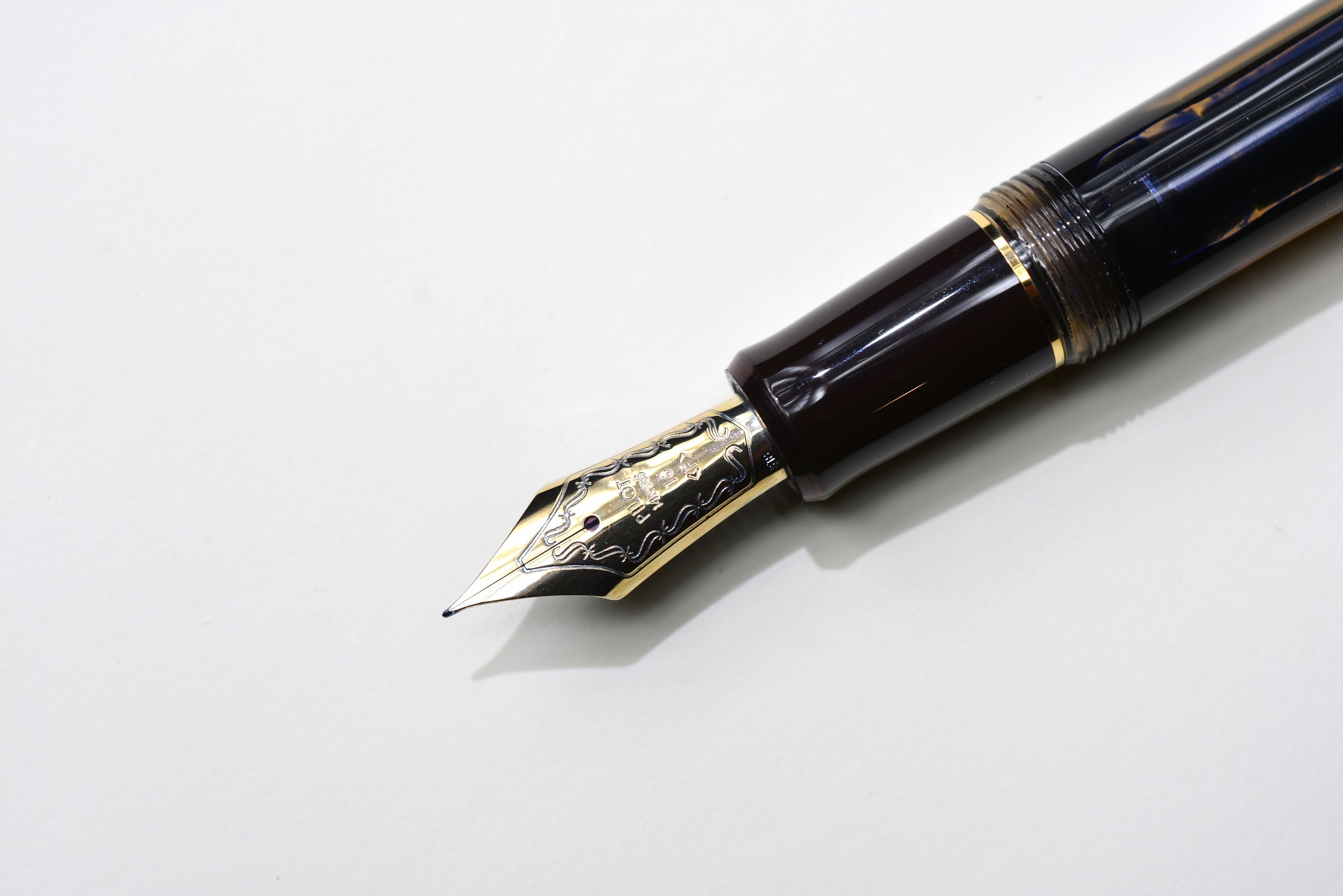 Pilot Custom 823 - Amber – Yoseka Stationery