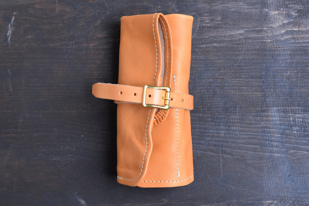 The Superior Labor Leather Roll Pen Case - Natural – Yoseka Stationery