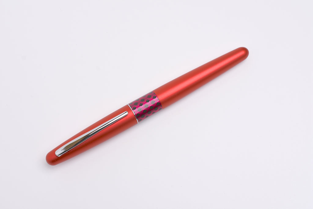 Pilot MR Metropolitan Fountain Pen - Retro Pop - Red – Yoseka Stationery