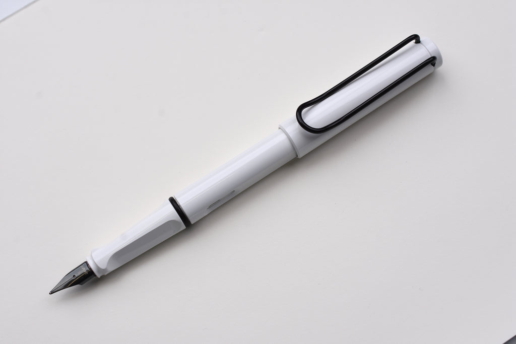 LAMY Safari Fountain Pen - White/Black - Special Edition – Yoseka ...