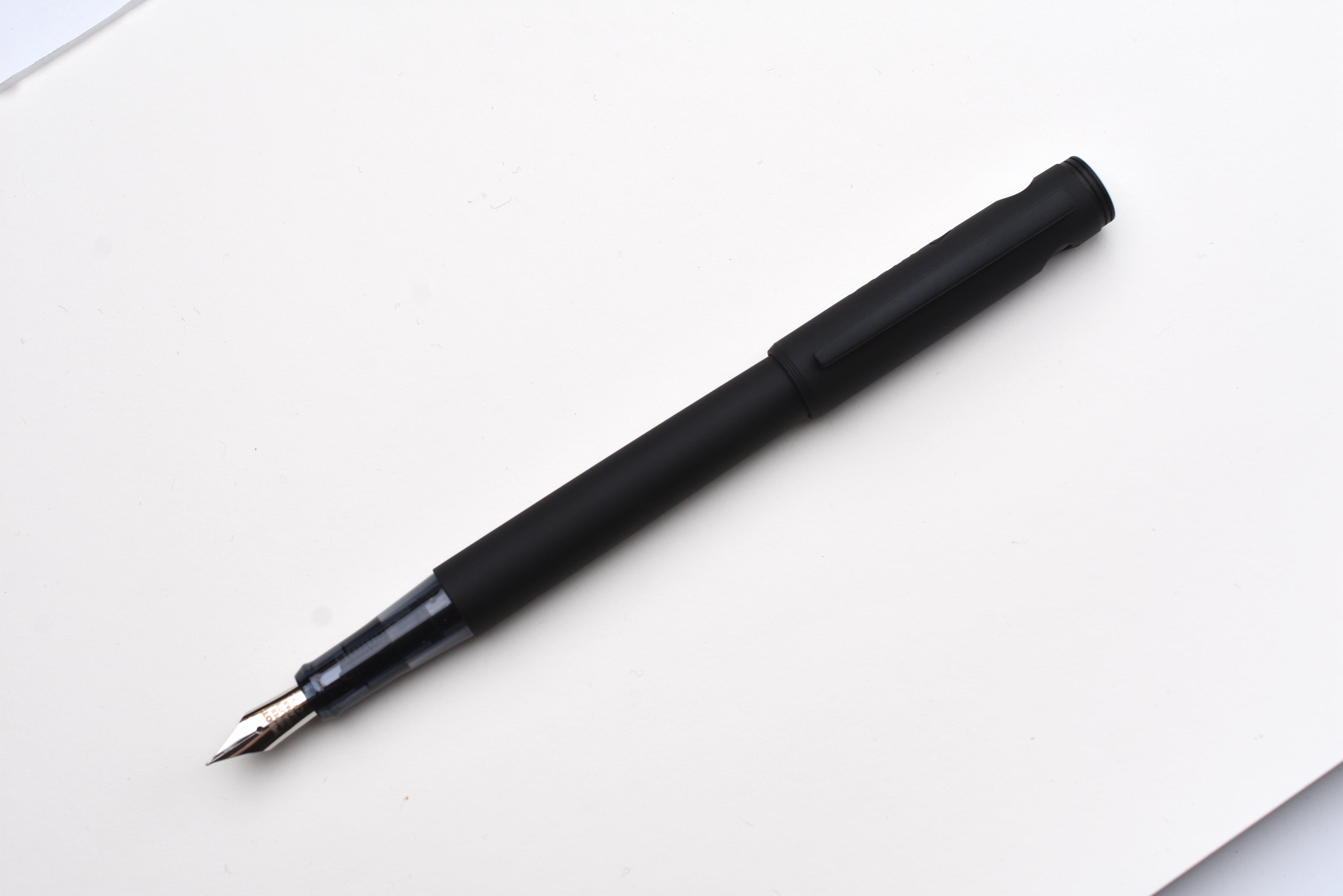 Pilot Explorer Fountain Pen - Black Matte – Yoseka Stationery